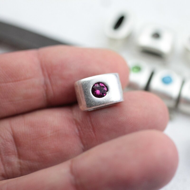 5 Schiebeperlen 14x9 mm für 4 mm Chatons, für 8x3 mm Flaches Leder, 4,46