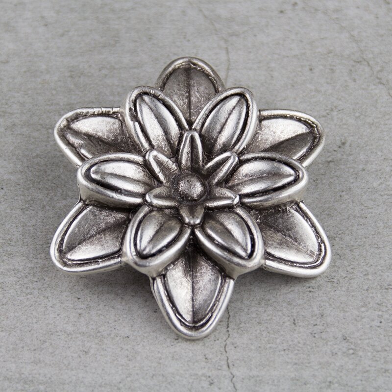 Flower Pendant, 12,30